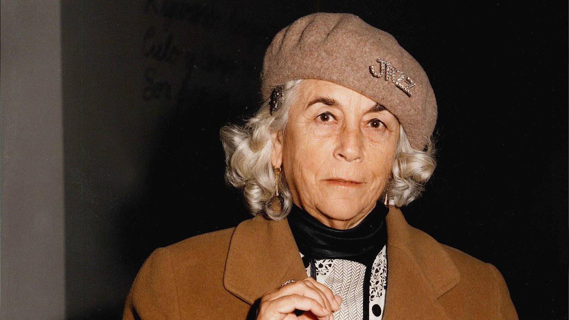 Un siglo del nacimiento de Carmen Martín Gaite: obras de teatro, cómics ...