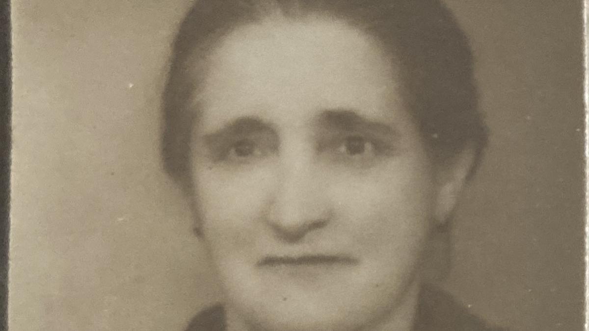 Elvira Turumbay: la comadrona navarra que asistió en más de 1.500 partos