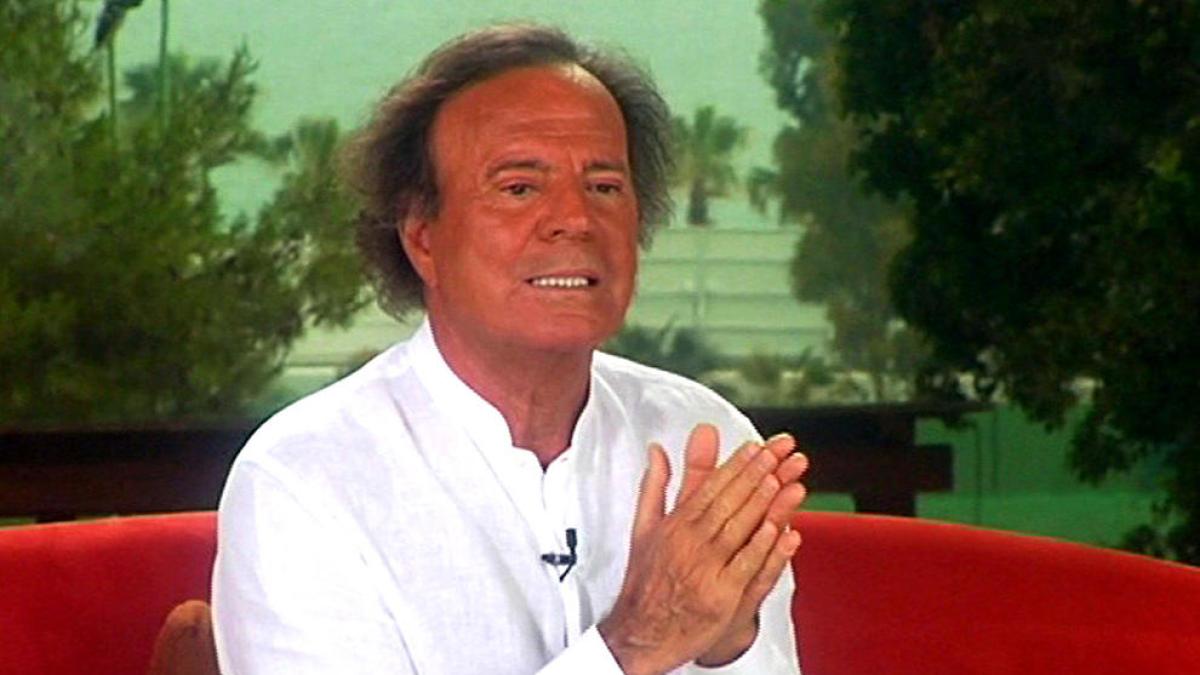 Julio Iglesias vende 1.172 entradas, un 74% del aforo del Baluarte