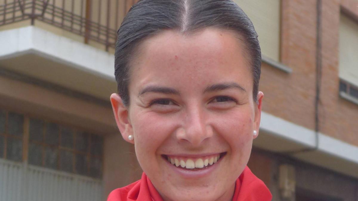 La novillera Miriam Cabas, premio Espárrago de Oro en San Adrián