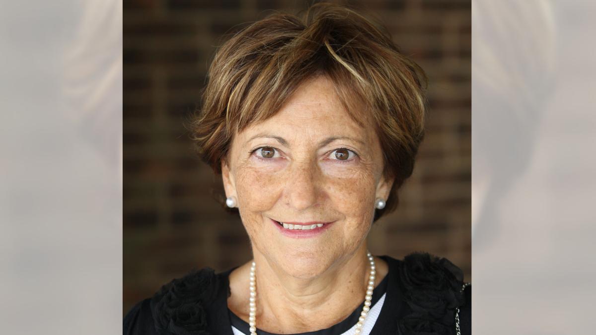 Ana Barber Cárcamo, catedrática de la universidad de navarra